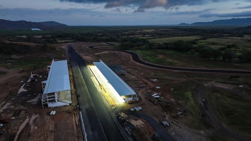 ¡Lanzamiento oficial Autódromo Panamá en Sajalices! | Revista ...
